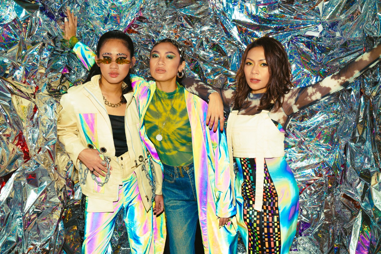 ‘Hal’ Single Rap Terbaharu Dari Arabyrd, Hullera & Sophia Liana - blog ...